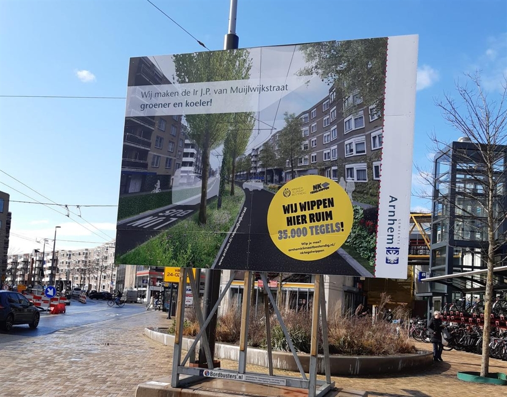 Arnhem tovert versteende busbaan om tot groene koele straat met wadi ...